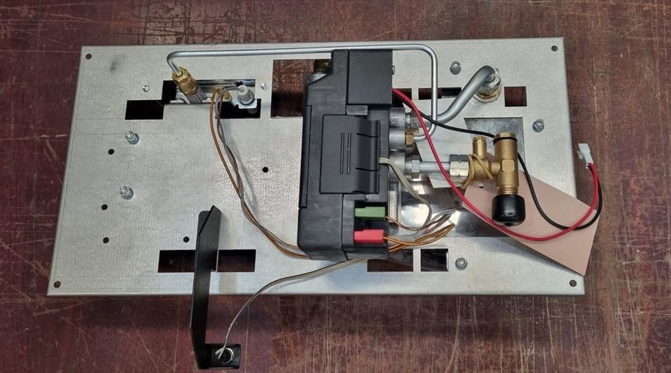 CONTROLS ASSEMBLY (ANSTOSS) - BFM Europe Ltd